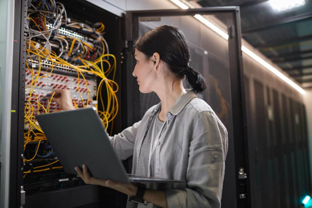 Comparison: Network Administrator vs. Similar Jobs | B&SC